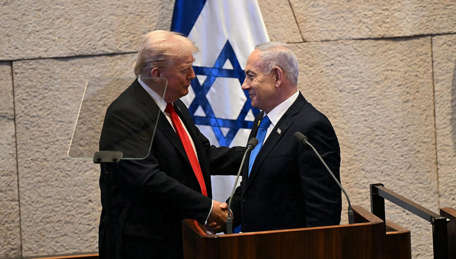 USA e Iran cercano l’accordo, Bibi il guastatore semina le sue trappole