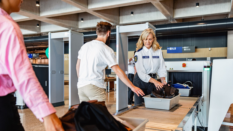 The best way to get through airport security with strollers and car ...