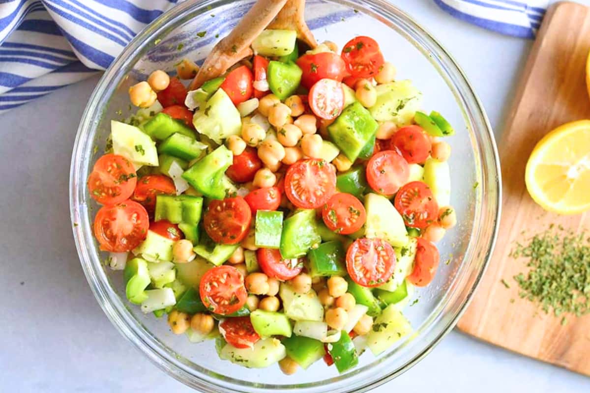 19 spring salads that are perfect for sunny days