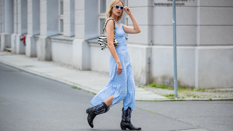 Coastal cowgirl aesthetic: Giddy up, we're transitioning our wardrobe ...