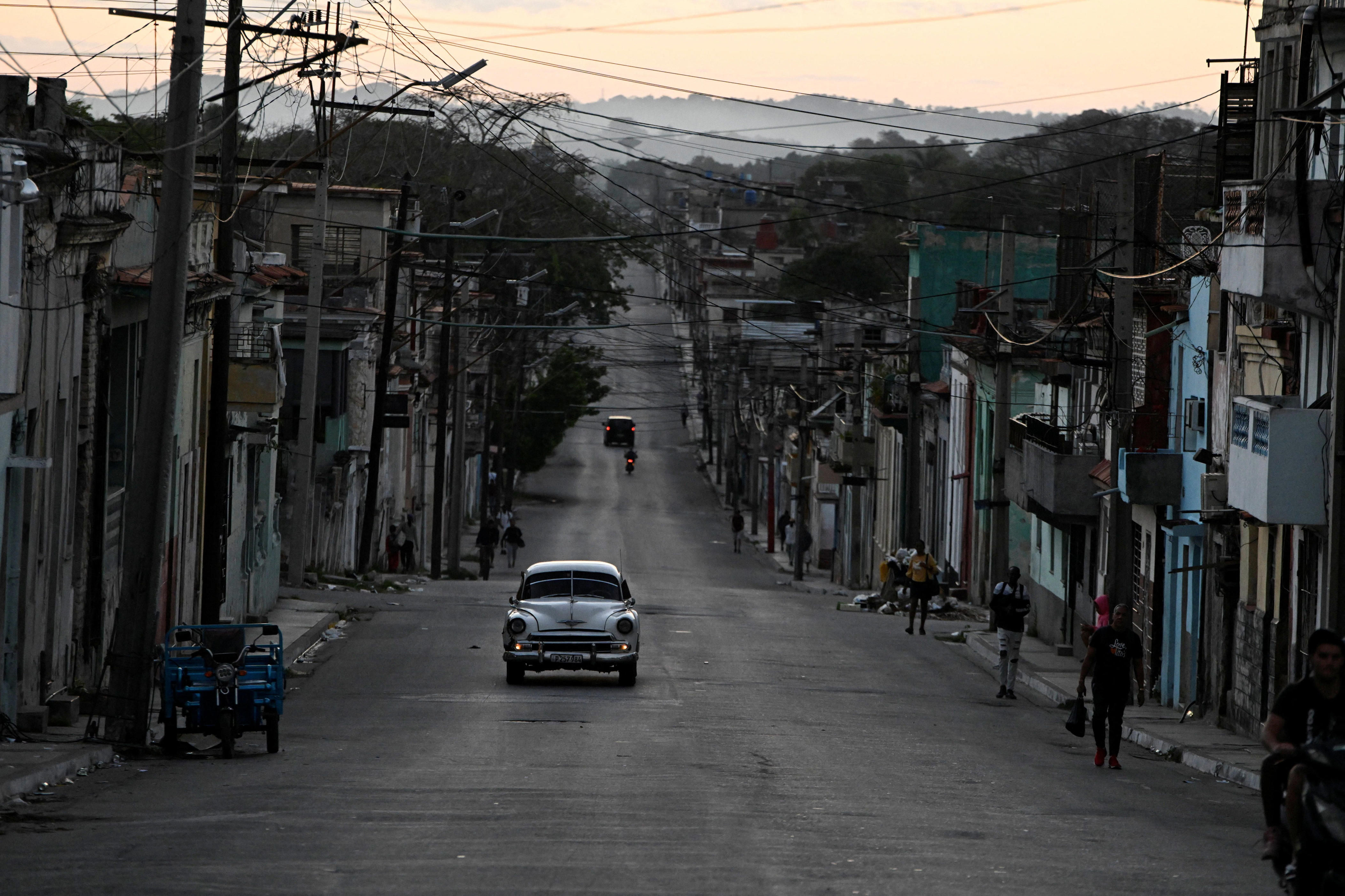 Cuba begins restoring power after second grid collapse in a week