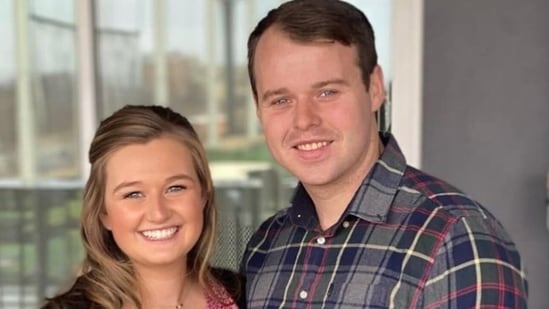 Kendra Duggar update: Michelle Duggar's car with 'bullet holes' seen at ...