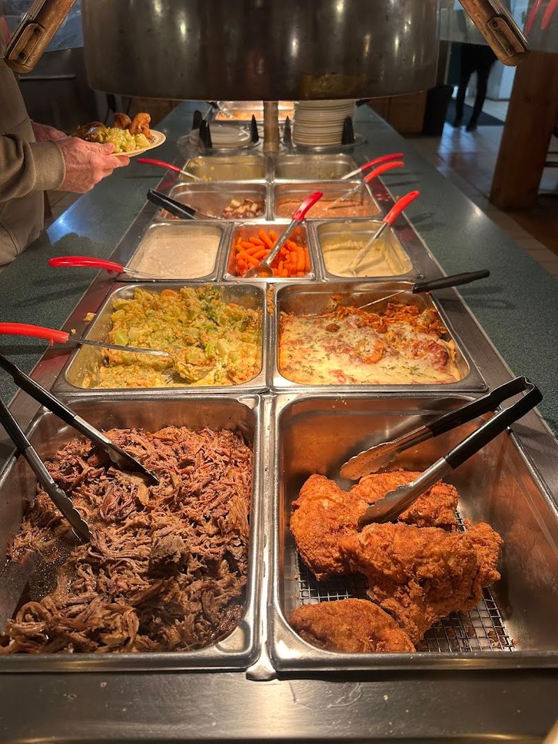 This Kentucky country buffet has the kind of homemade spread that makes ...