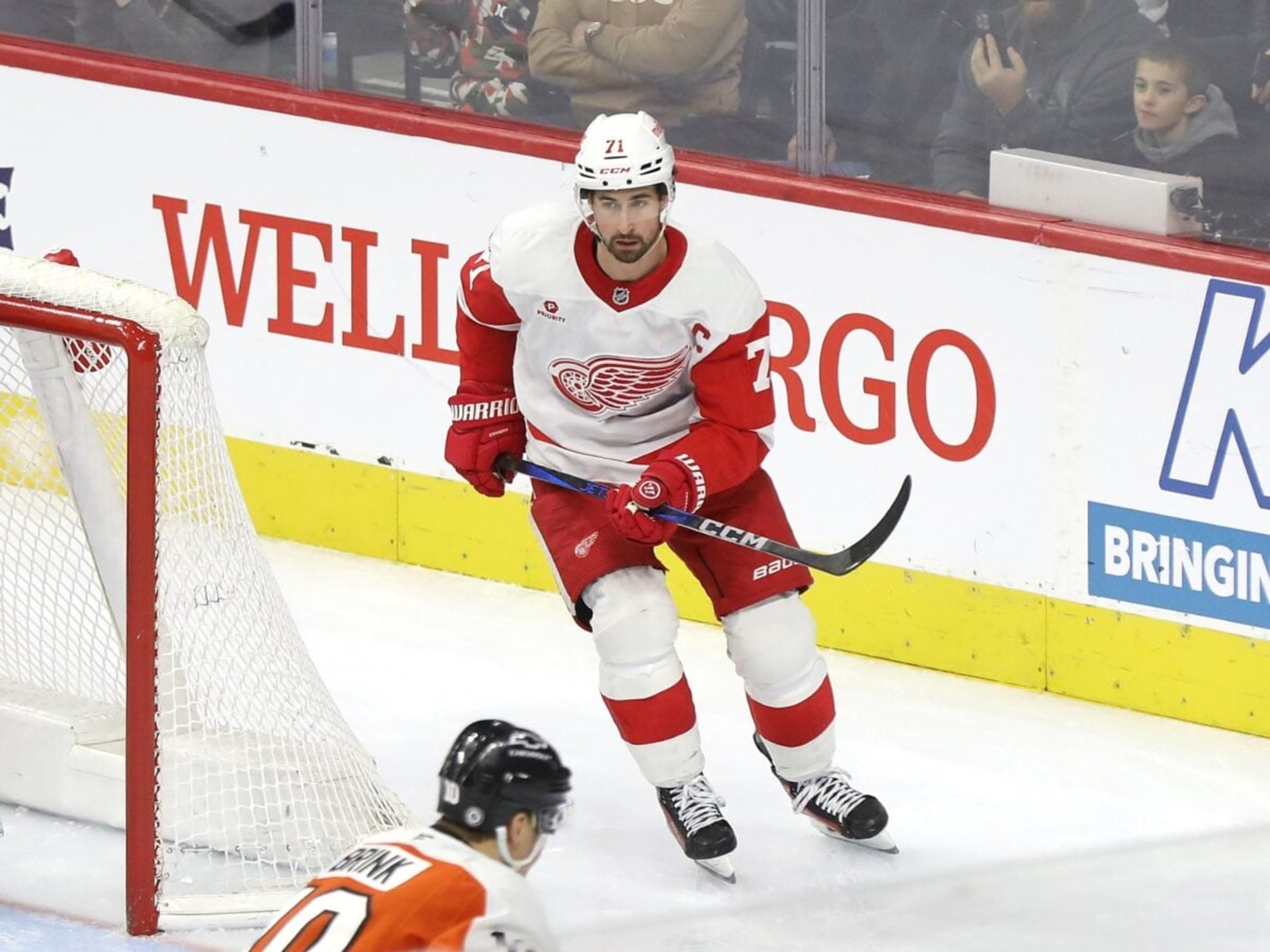 NHL rumors: Cassidy to Maple Leafs, Babcock secret, Larkin trade list ...