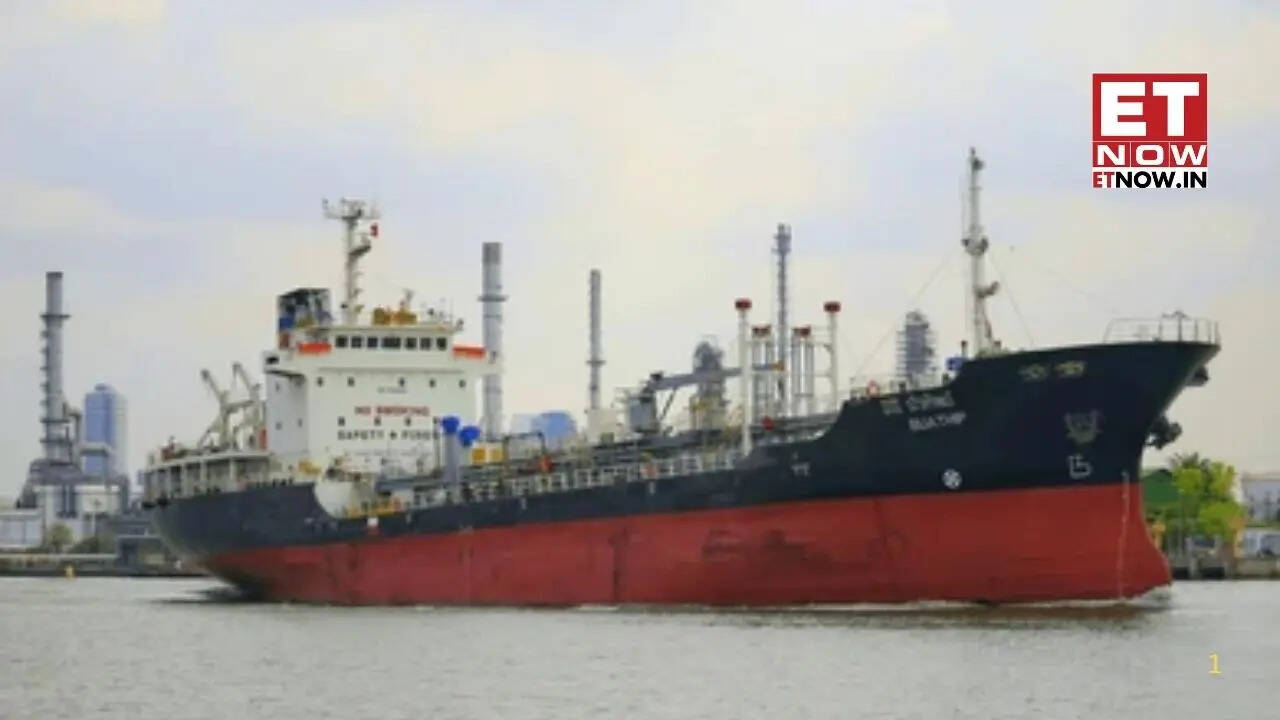Middle East war: After Trump’s 48-hour ultimatum, Iran says Hormuz ...