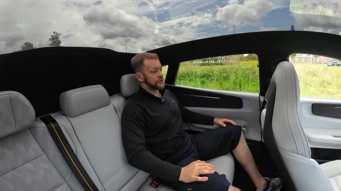 Polestar 4 no rear window: Is this the future