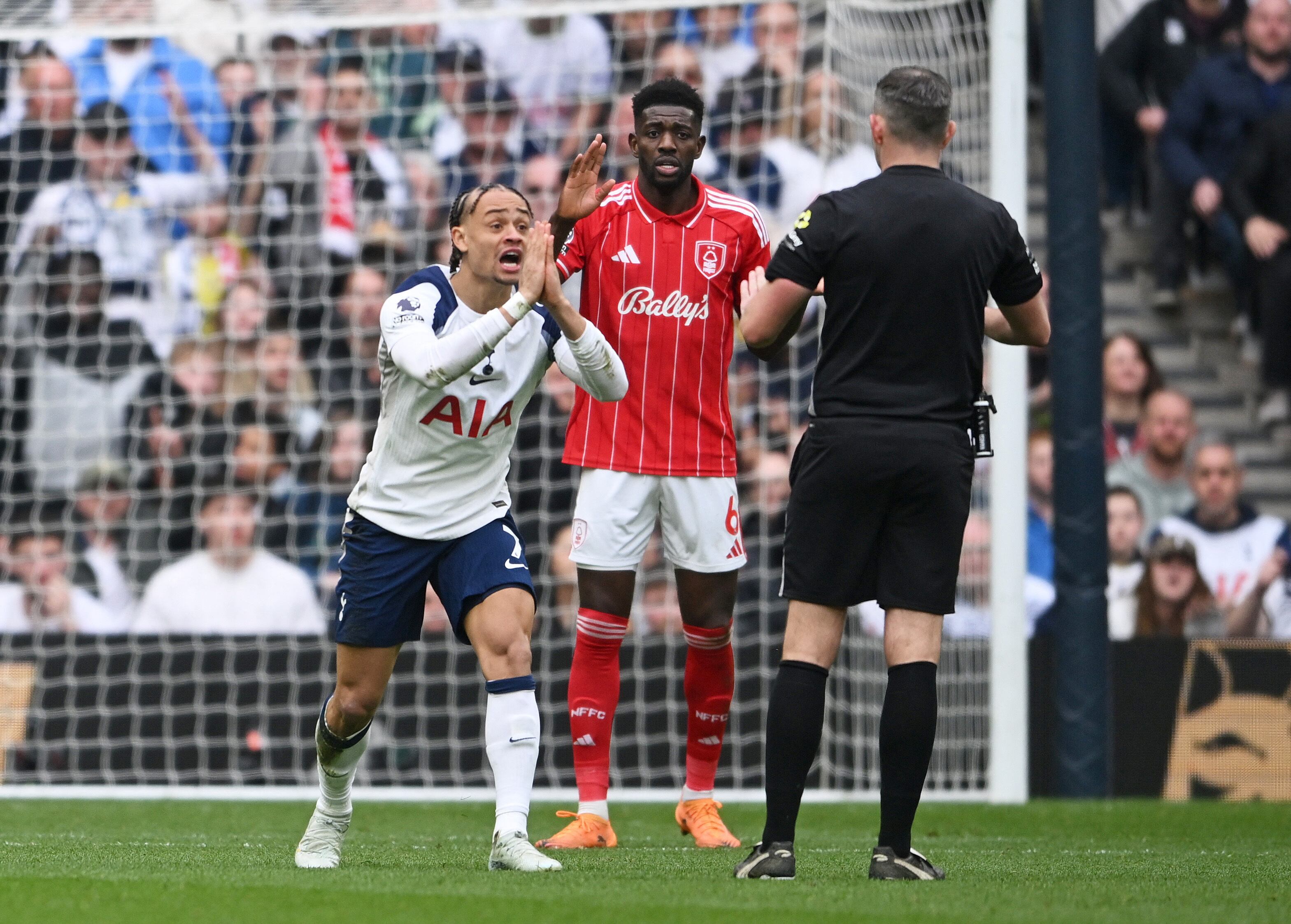 Red alert at Tottenham: one point above the drop