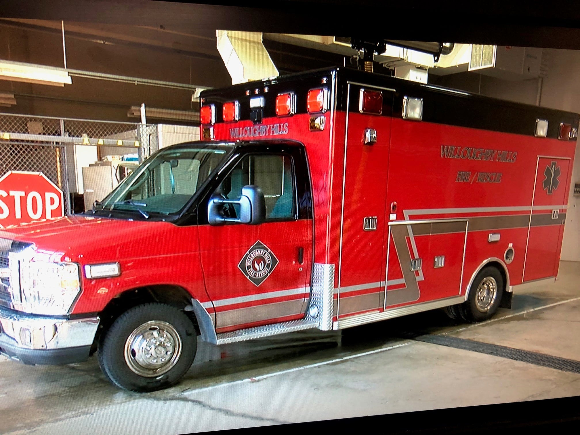 Fire breaks out at Bishop Park Apartments in Willoughby Hills
