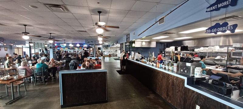 This Texas seafood market serves gulf-fresh flavor every day