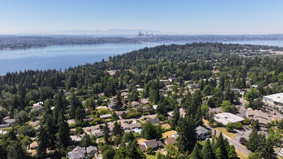 $35 million fraud: Mercer Island CFO gets 2 years for funneling funds ...