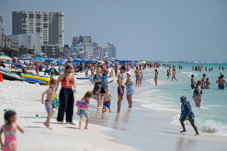 Cops ban over-the-top twerking at legendary Florida party beach: 'You ...