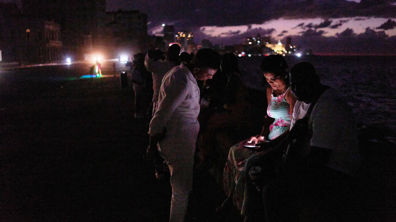 Cuba initiates power restoration following nationwide blackout