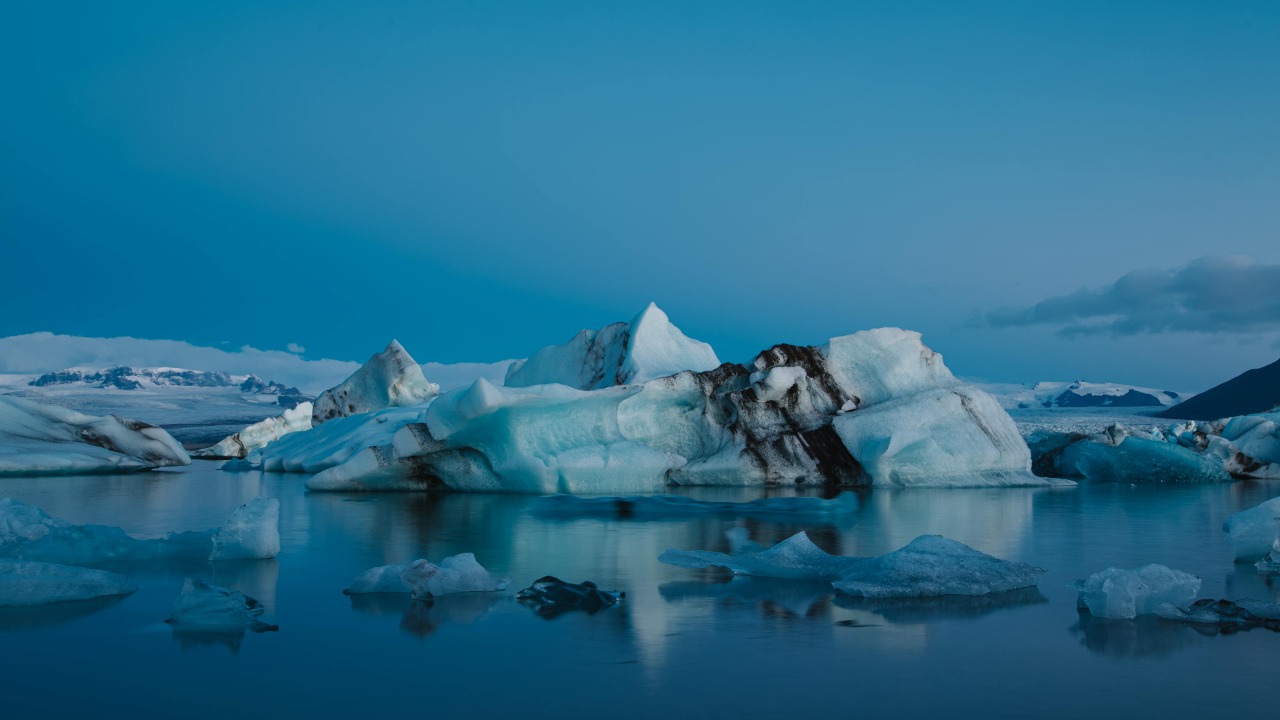 Alaska glaciers melt 3 extra weeks per 1°C of summer warming, radar ...