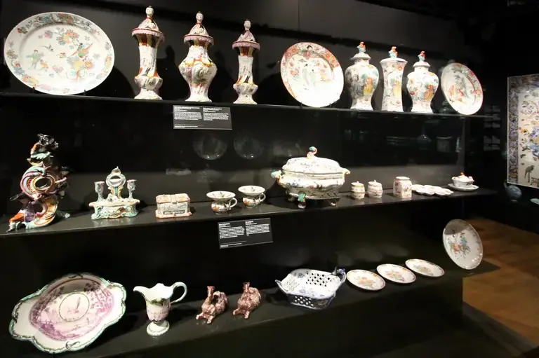 8 rare vintage china designs that have become valuable collectibles