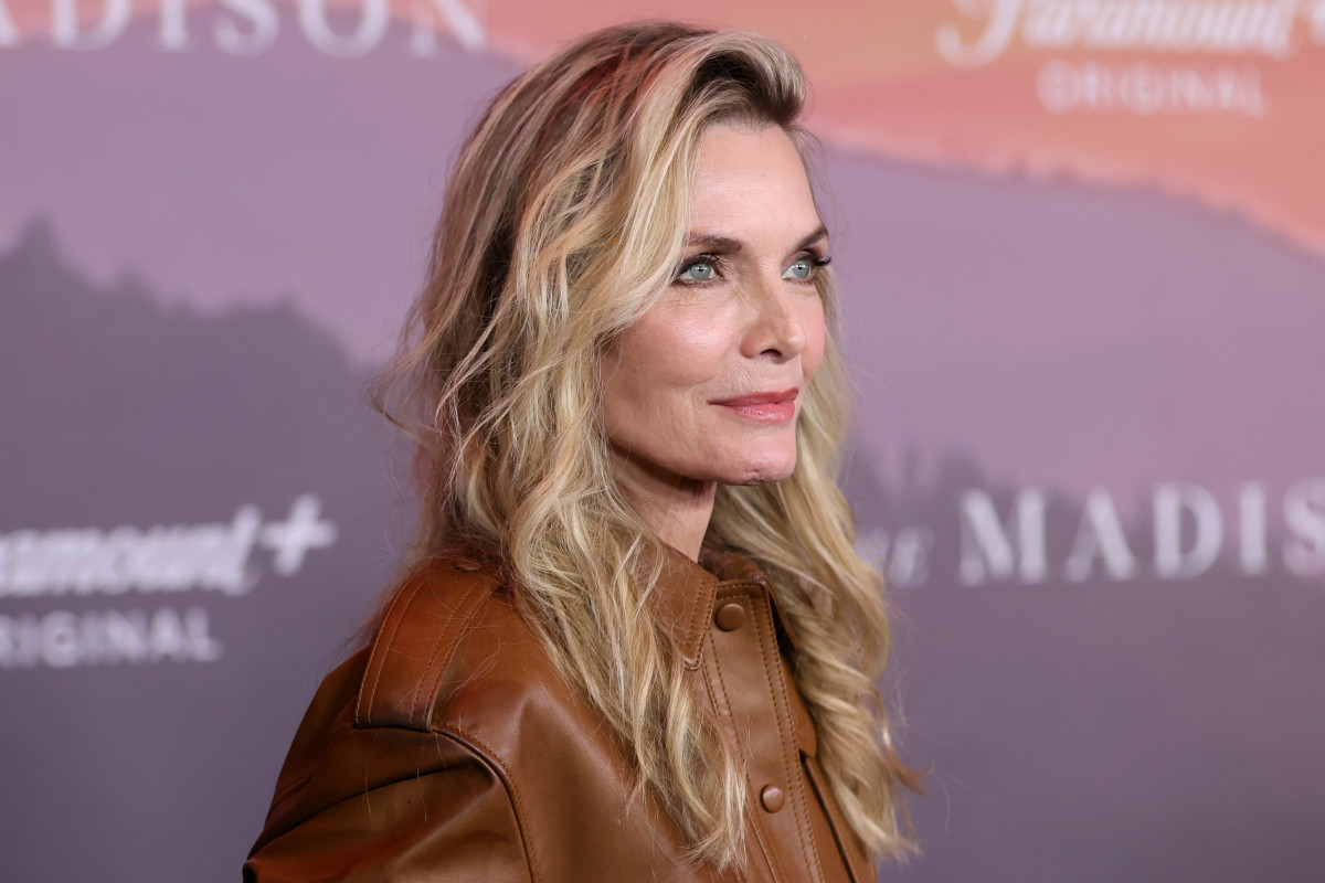 Michelle Pfeiffer reveals emotional journey in season 2 of Taylor ...