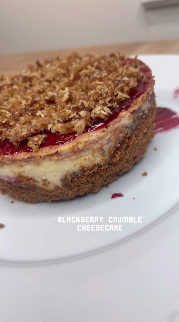 Blackberry crumble cheesecake, creamy cheesecake with buttery crumble