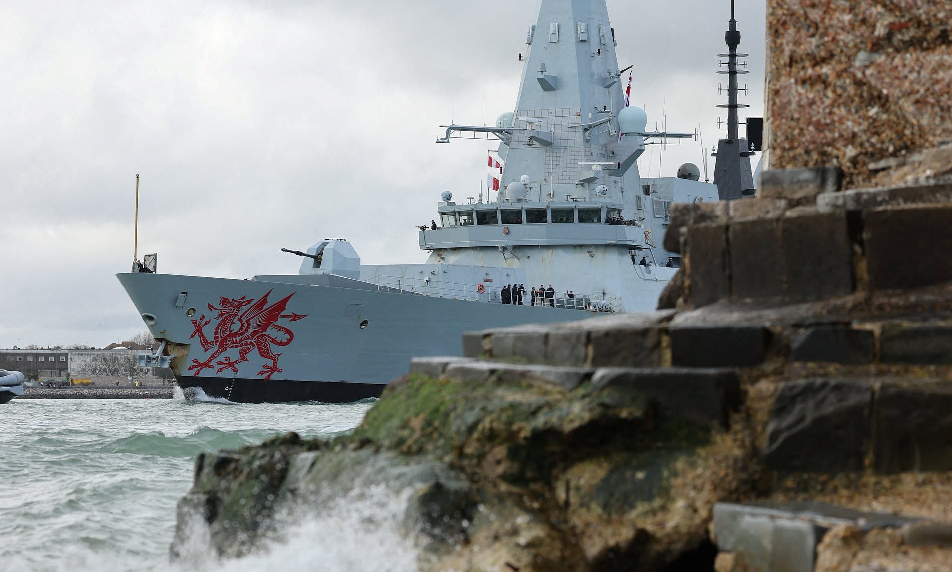 So, where is the HMS Dragon three weeks after the Iranian strike on RAF ...