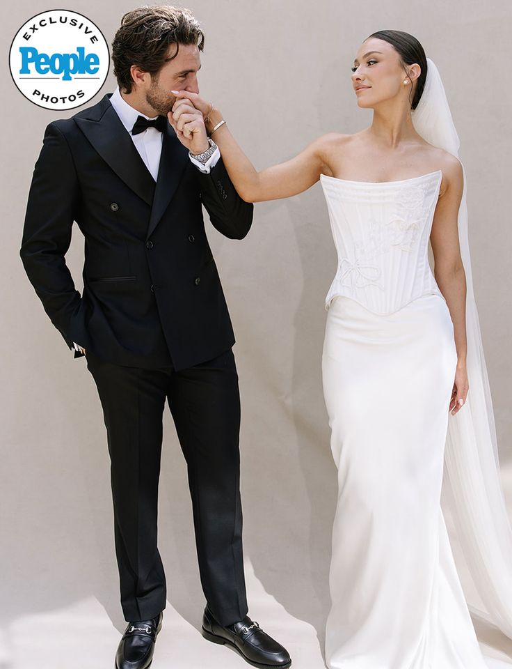 “Days of Our Lives” star Conner Floyd marries Carly Frei in 'Old-School ...