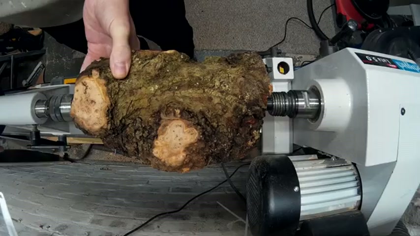Transforming wood to a unique coffee mug