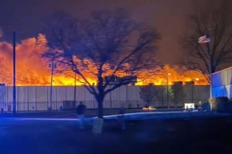 Massive fire engulfs Fuyao Glass America plant in Ohio as firefighters ...