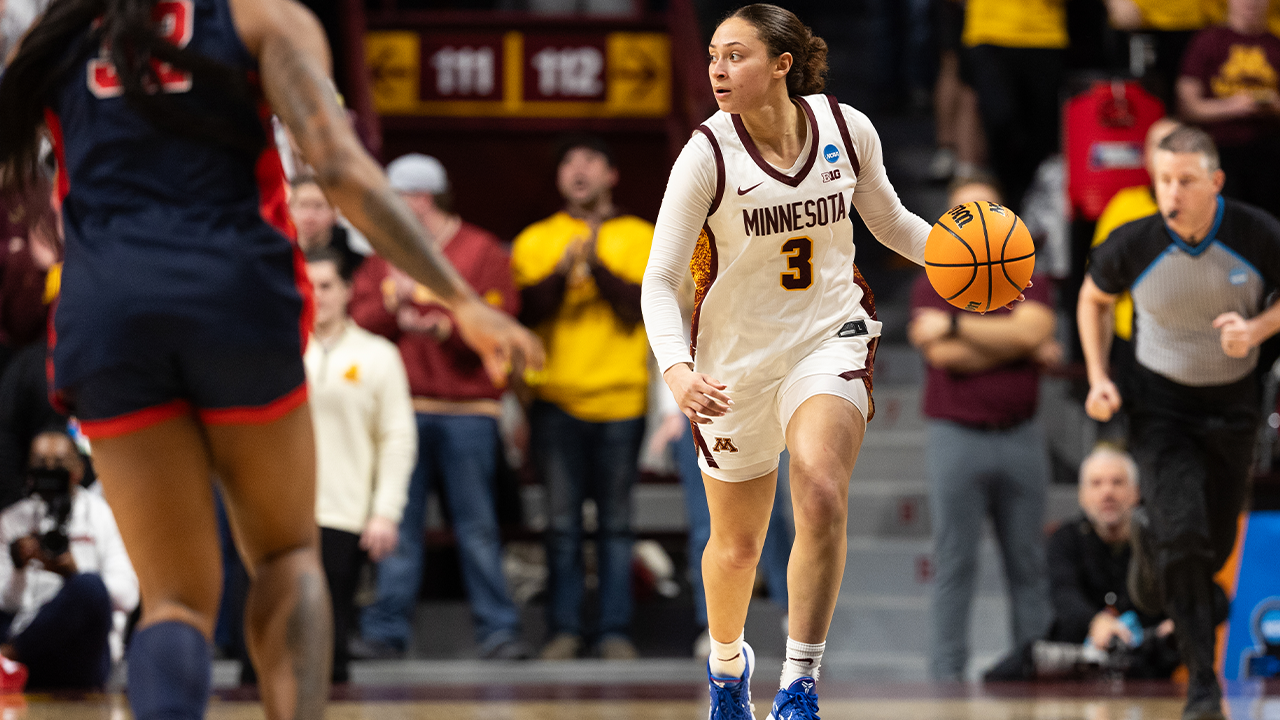 Gophers women's basketball advance to Sweet 16 off last second shot