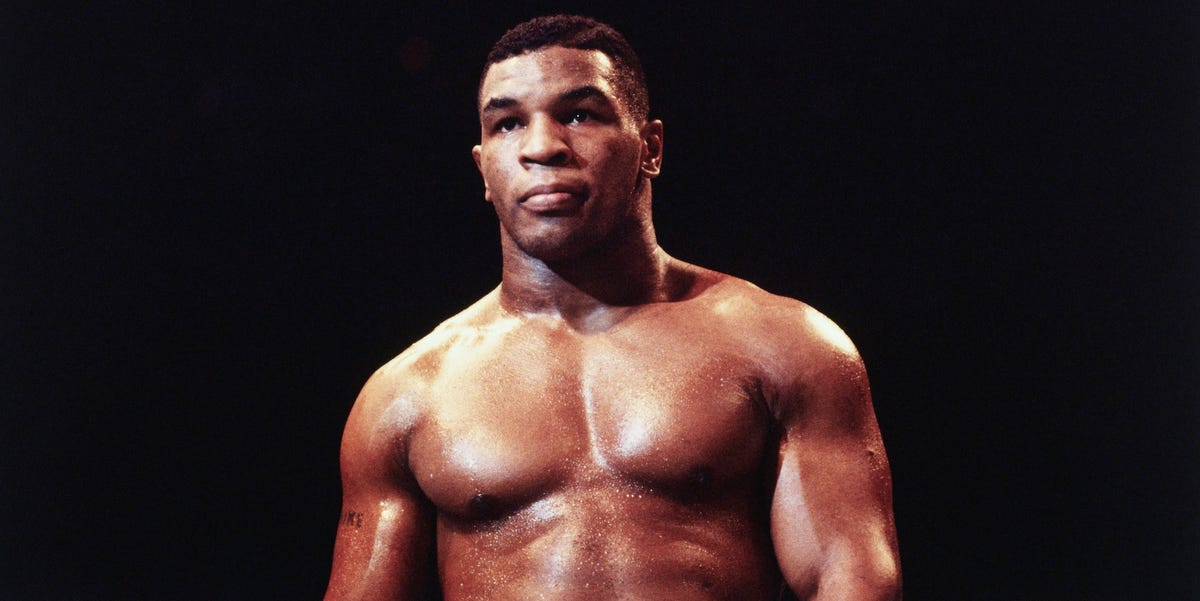 Il segreto per sviluppare la forza con il "Mike Tyson push up": ecco ...