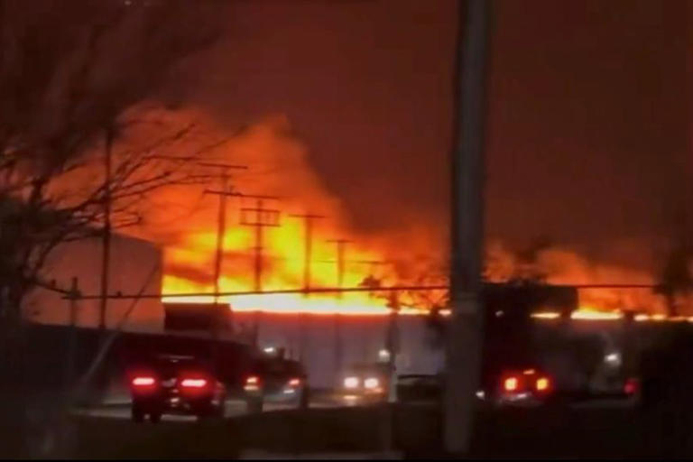 Massive fire engulfs Fuyao Glass America plant in Ohio as firefighters ...