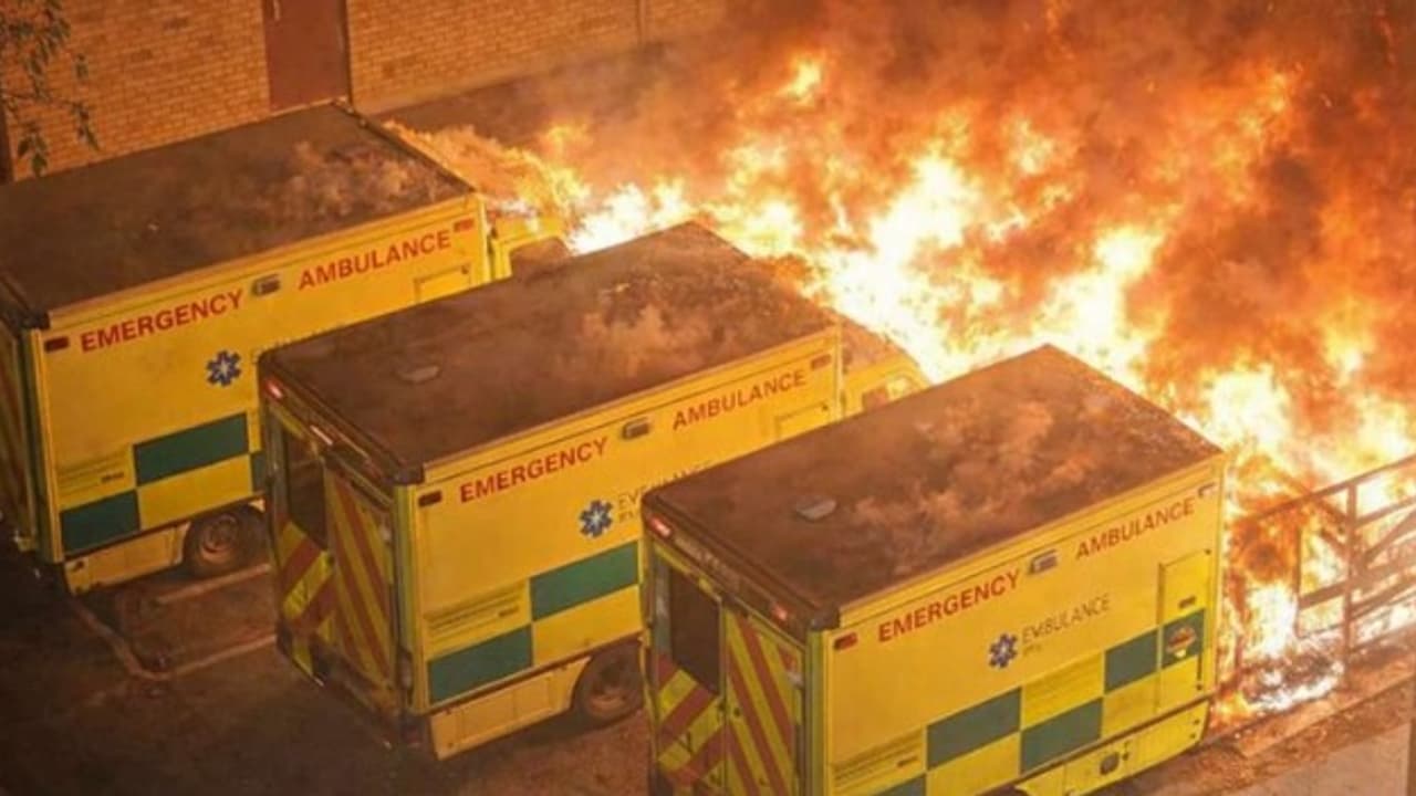 Four Jewish ambulances set on fire in London, police call it hate crime