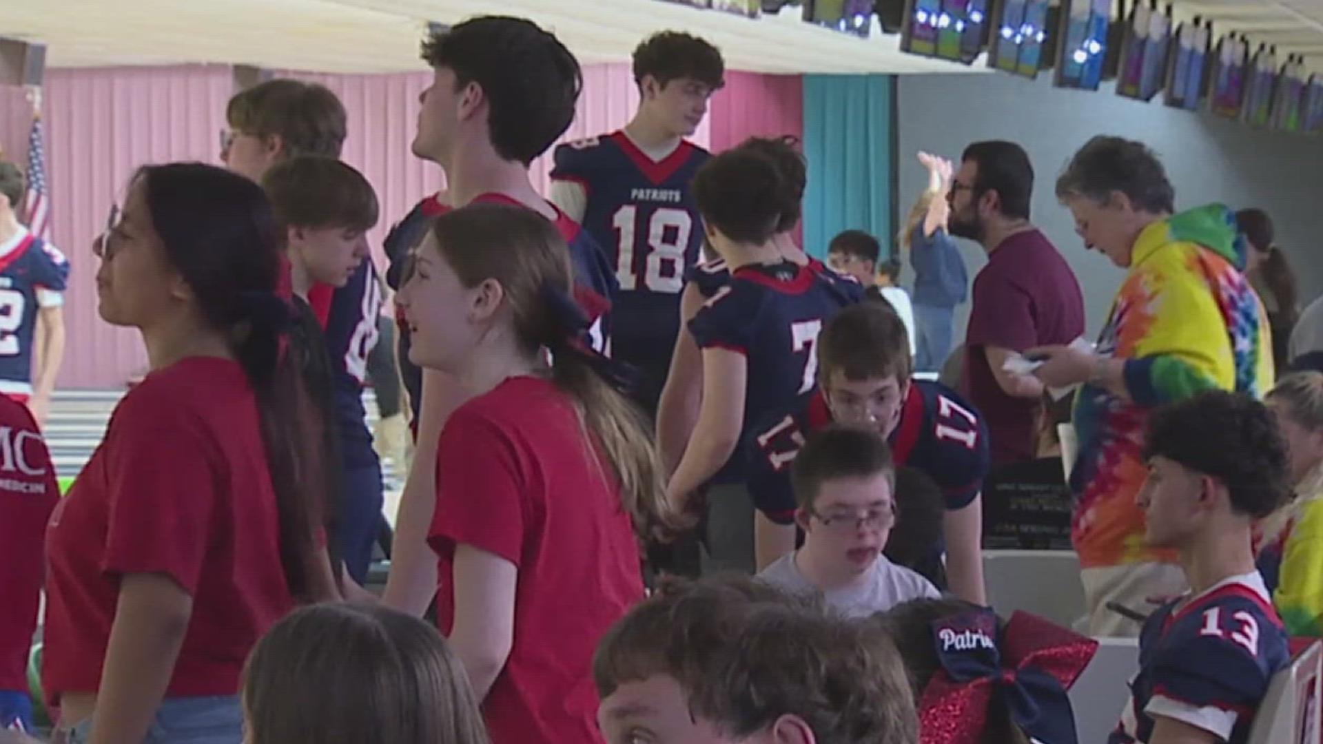 Big 33 holds annual Buddy Bowling in Cumberland County