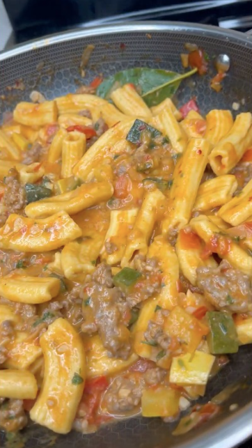 Italian sausage & zucchini ragu: Hearty pasta sauce