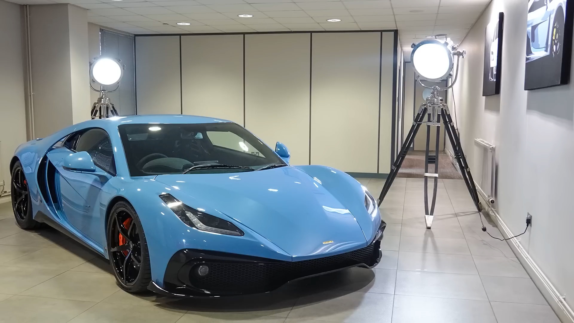 Noble M500 supercar first look