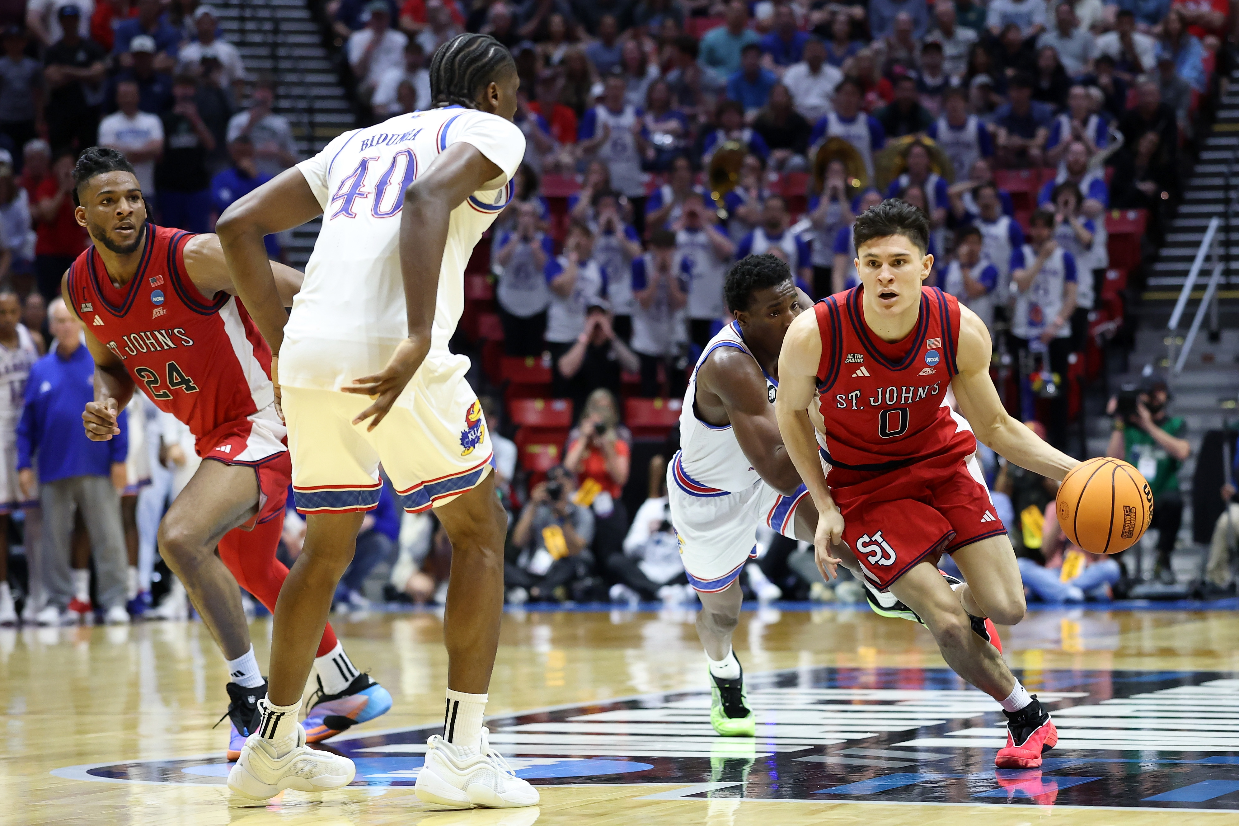 St. John's guard Dylan Darling hits buzzer-beater against Kansas to get ...