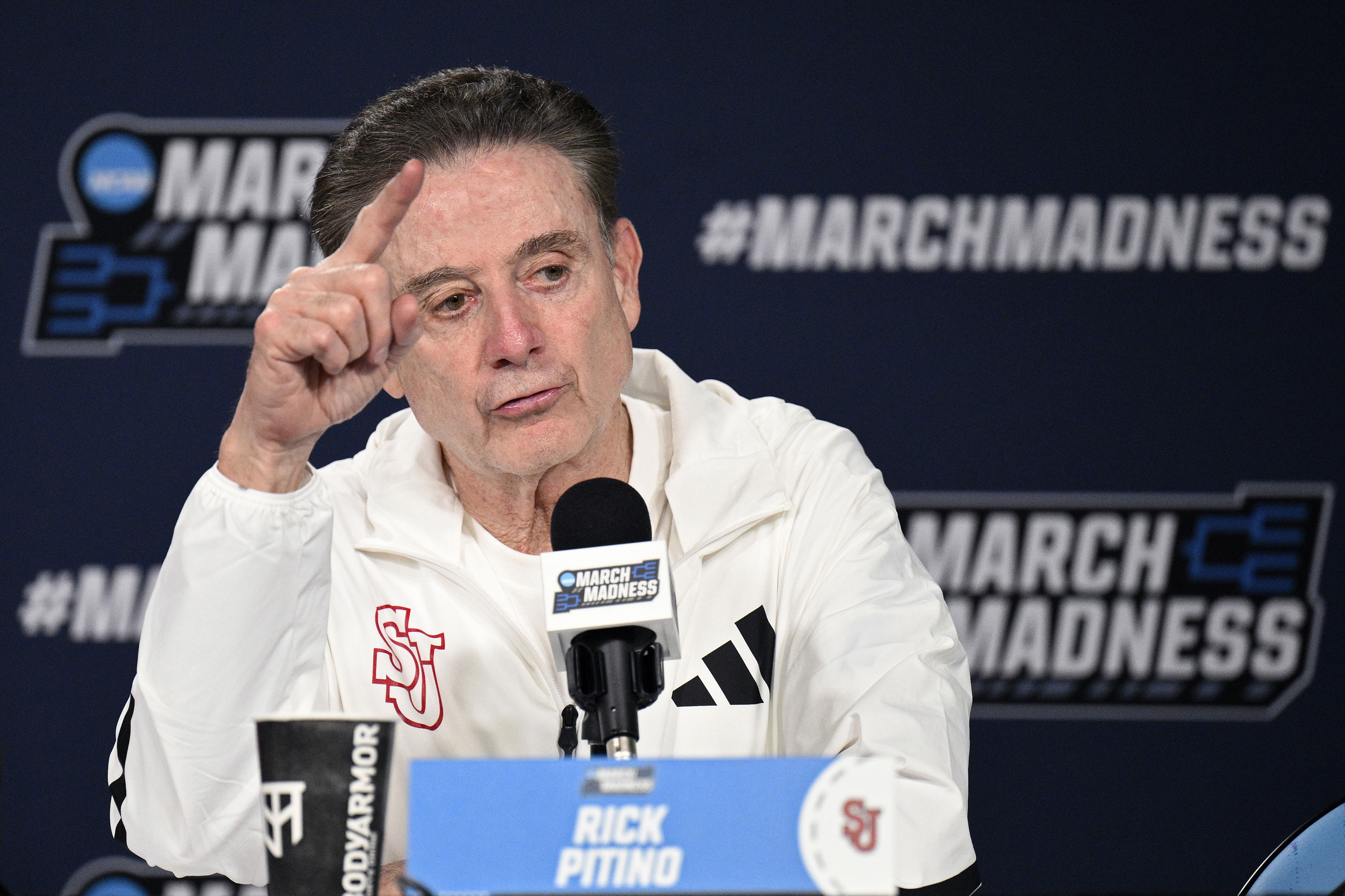 Rick Pitino reveals what Dylan Darling told him before buzzer-beater ...