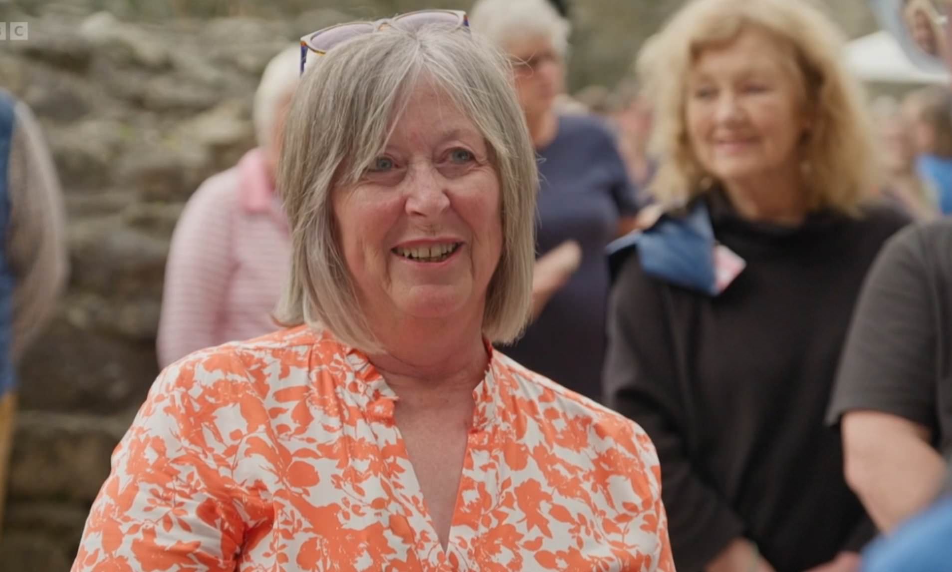Antiques Roadshow guest gasps 'seriously?' as she learns whopping value ...