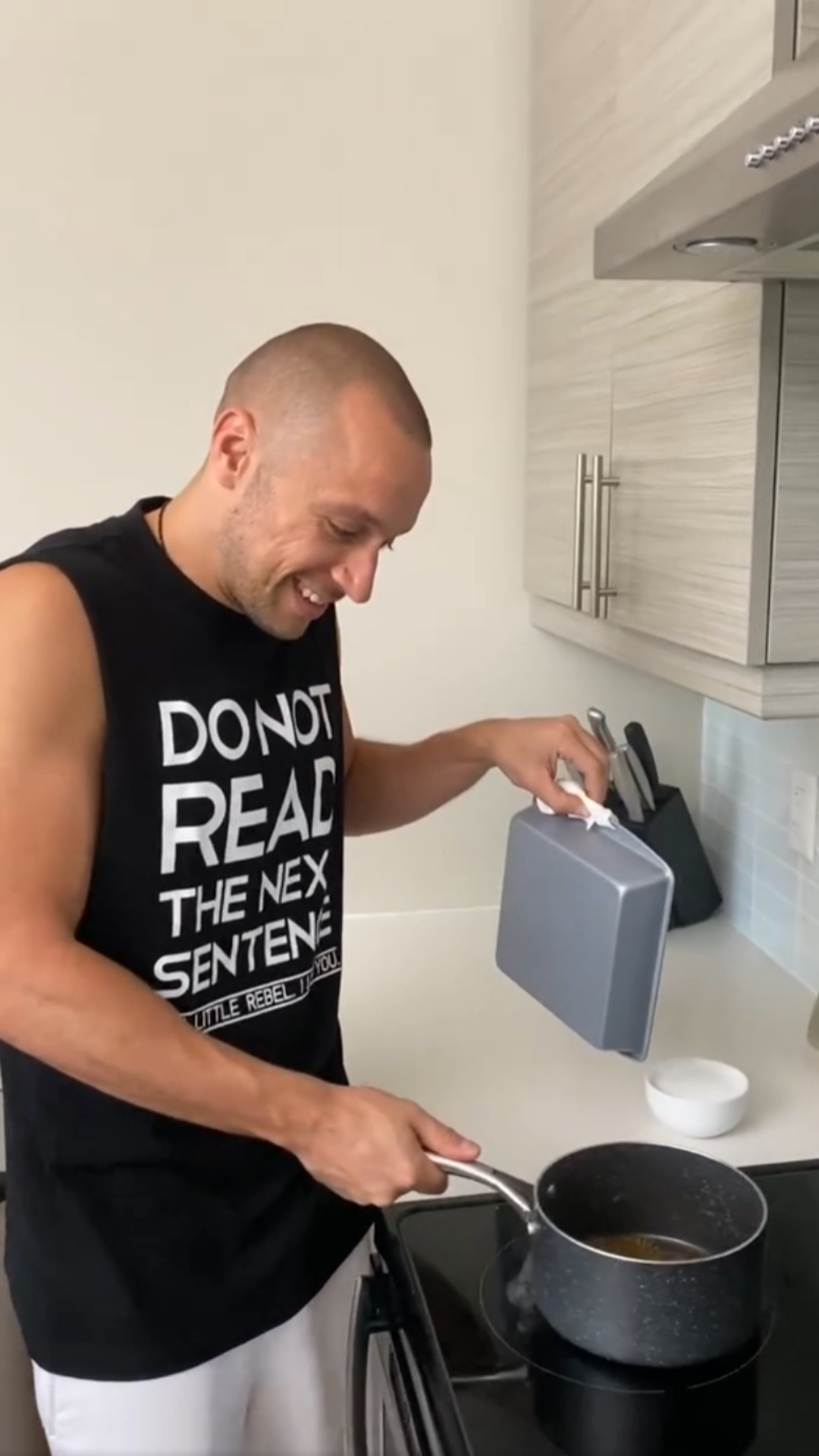 Green popcorn trick: Fun and easy snack hack