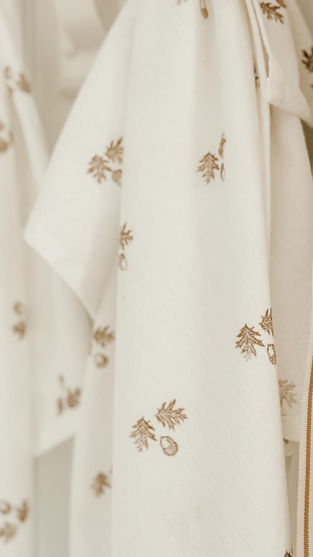Make your kitchen cozy with these easy tea towels