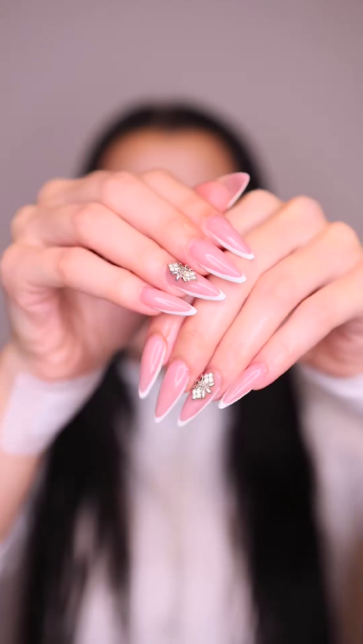 Handcare time easy DIY for soft and glowing hands