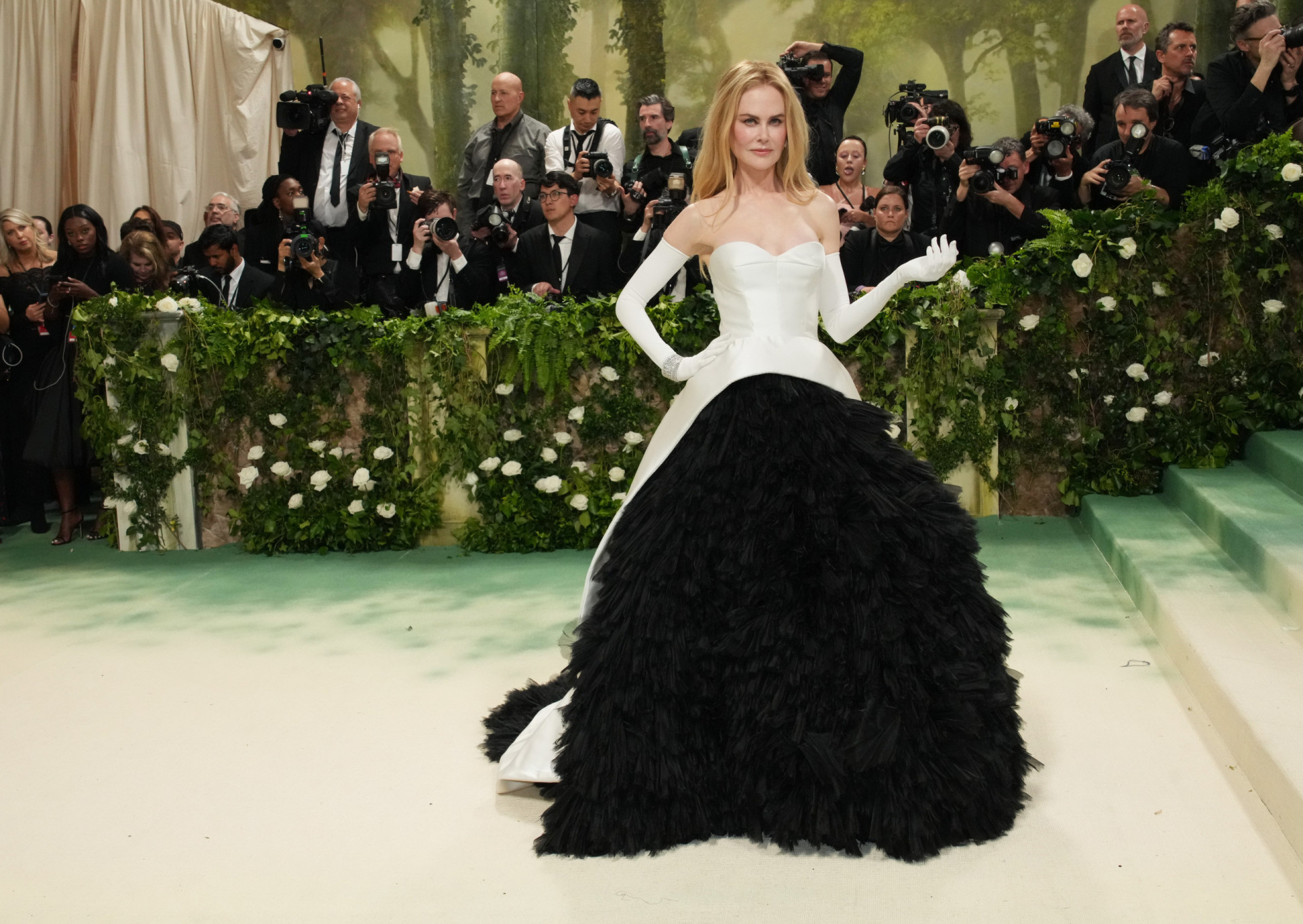 Hollywood women you didn’t realize are so tall