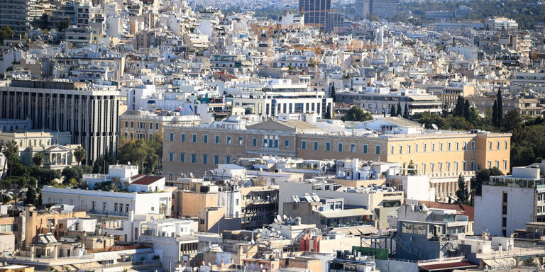 «Εξοικονομώ»: Ποια προγράμματα πήραν παράταση μέχρι 30 Ιουνίου