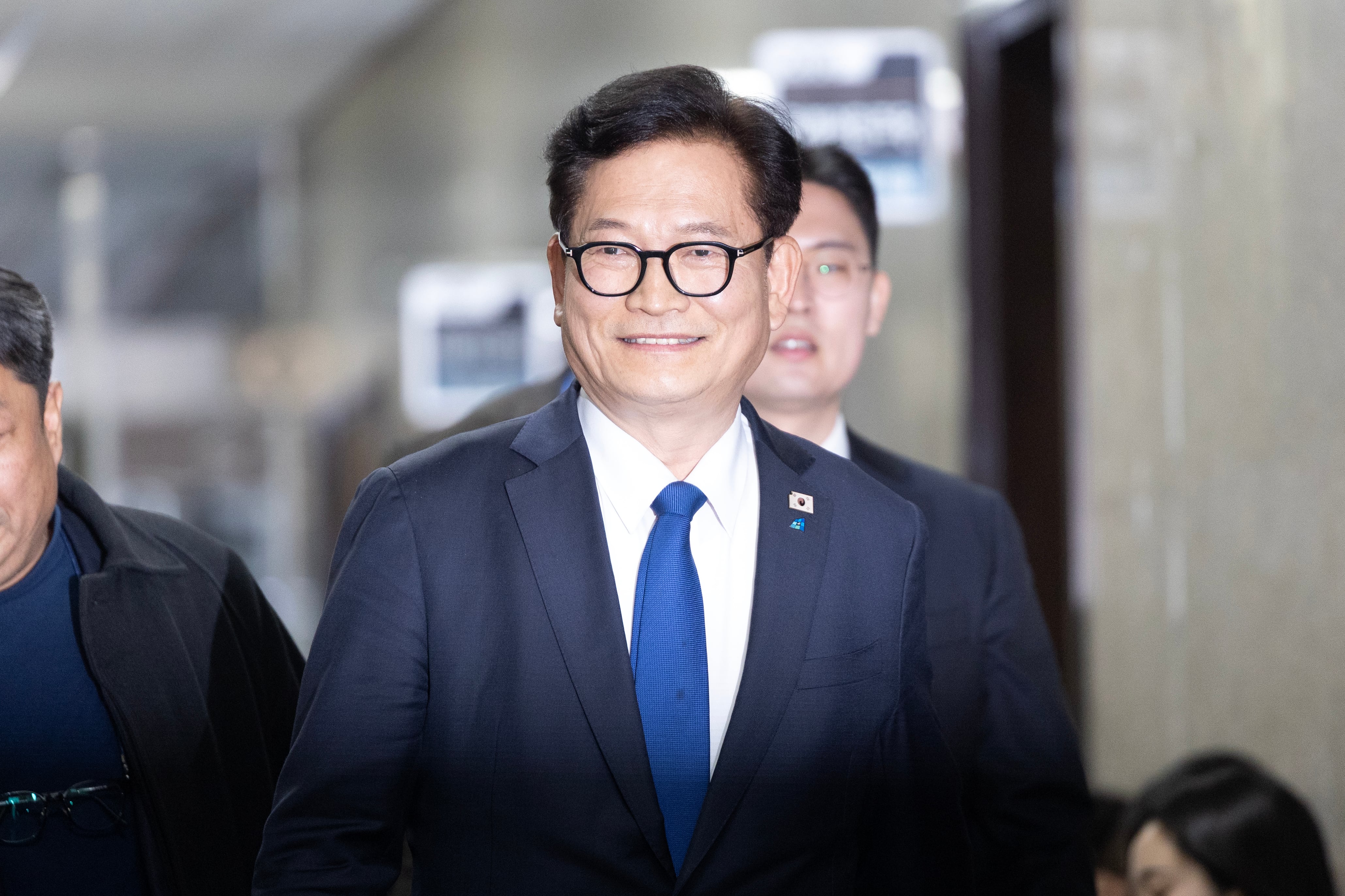 Song Young-gil accuses pro-Moon faction of hoping for Lee Jae Myung's ...