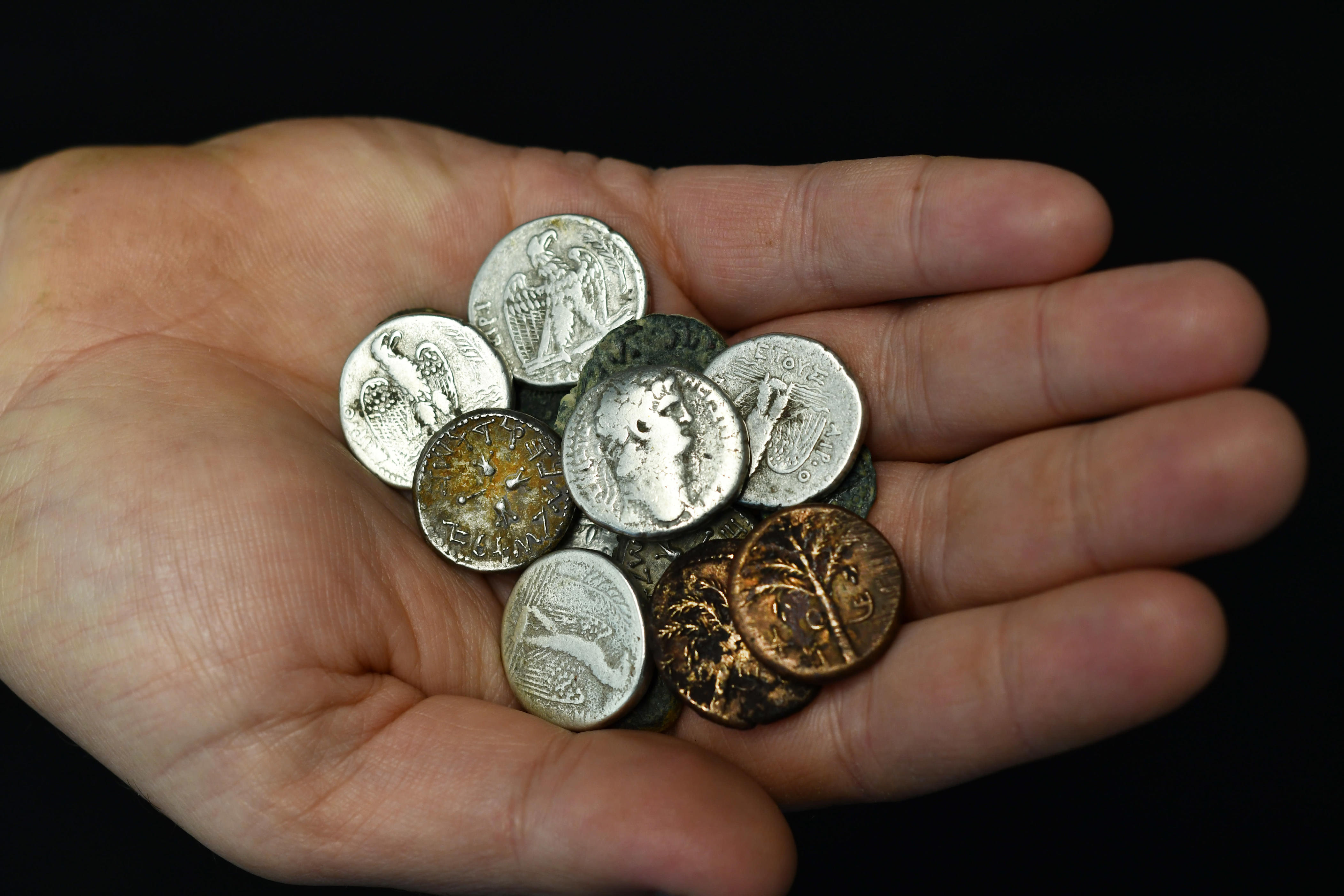 Palestinian doctor arrested for smuggling Second Temple-period coins ...