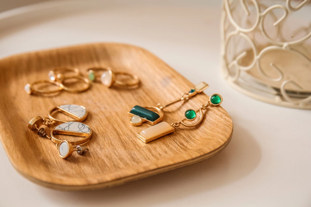 Jewelry investment pieces that hold their value over time