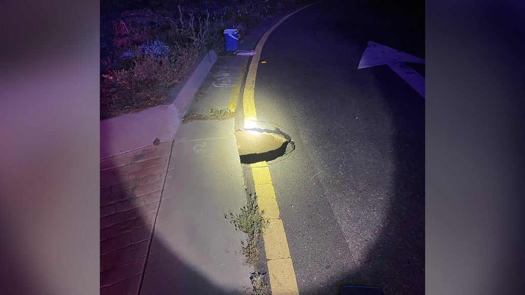 Sinkhole closes Modesto Highway 99 on-ramp, CHP says