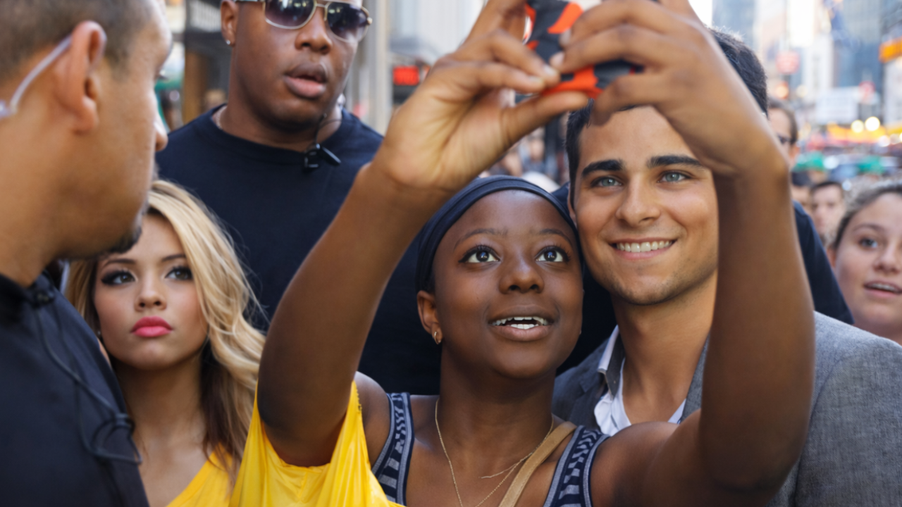 What happens when fake celebrities walk NYC?