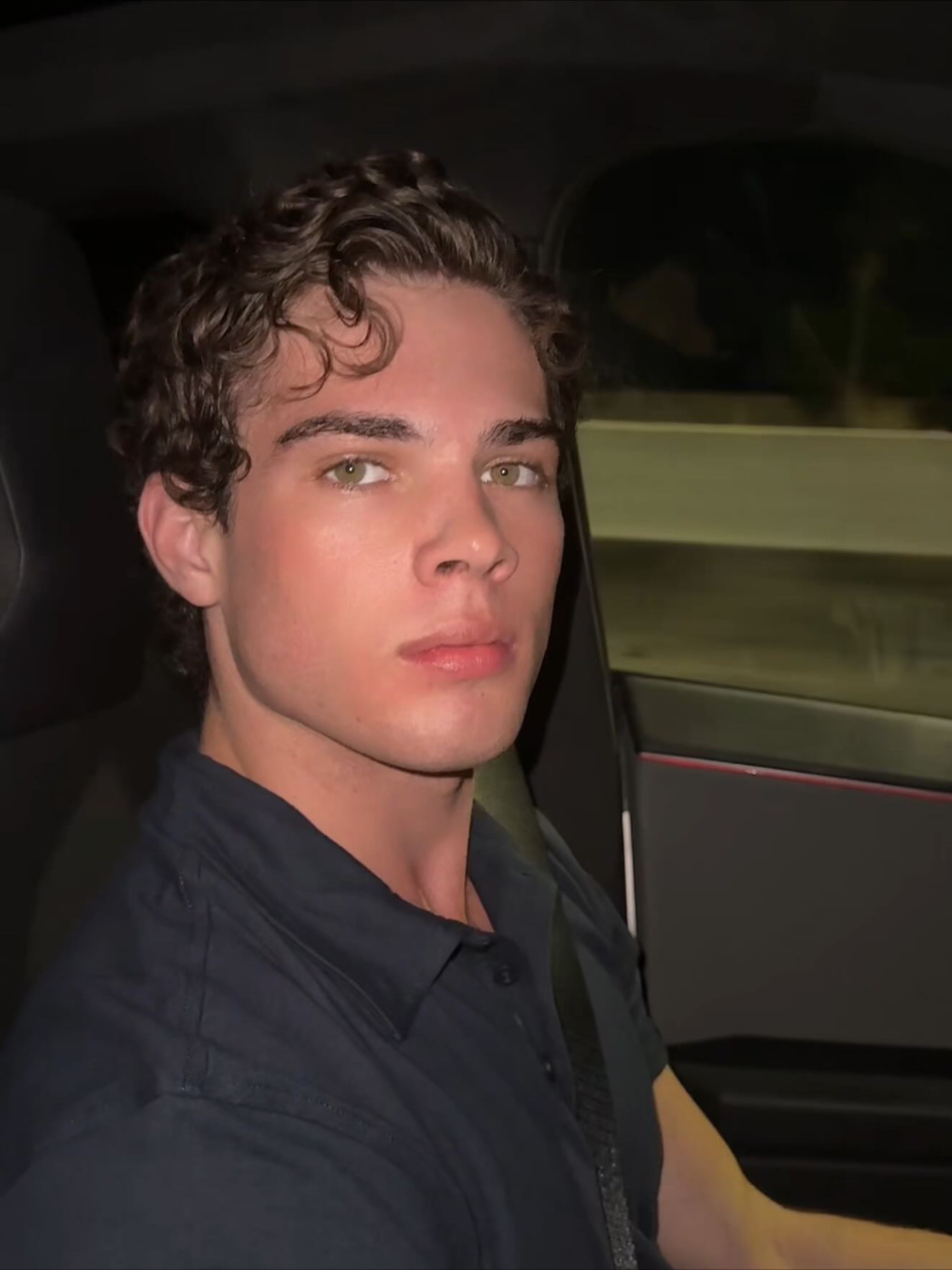 Is Clavicular bisexual? Fake ‘coming out’ post from controversial ...