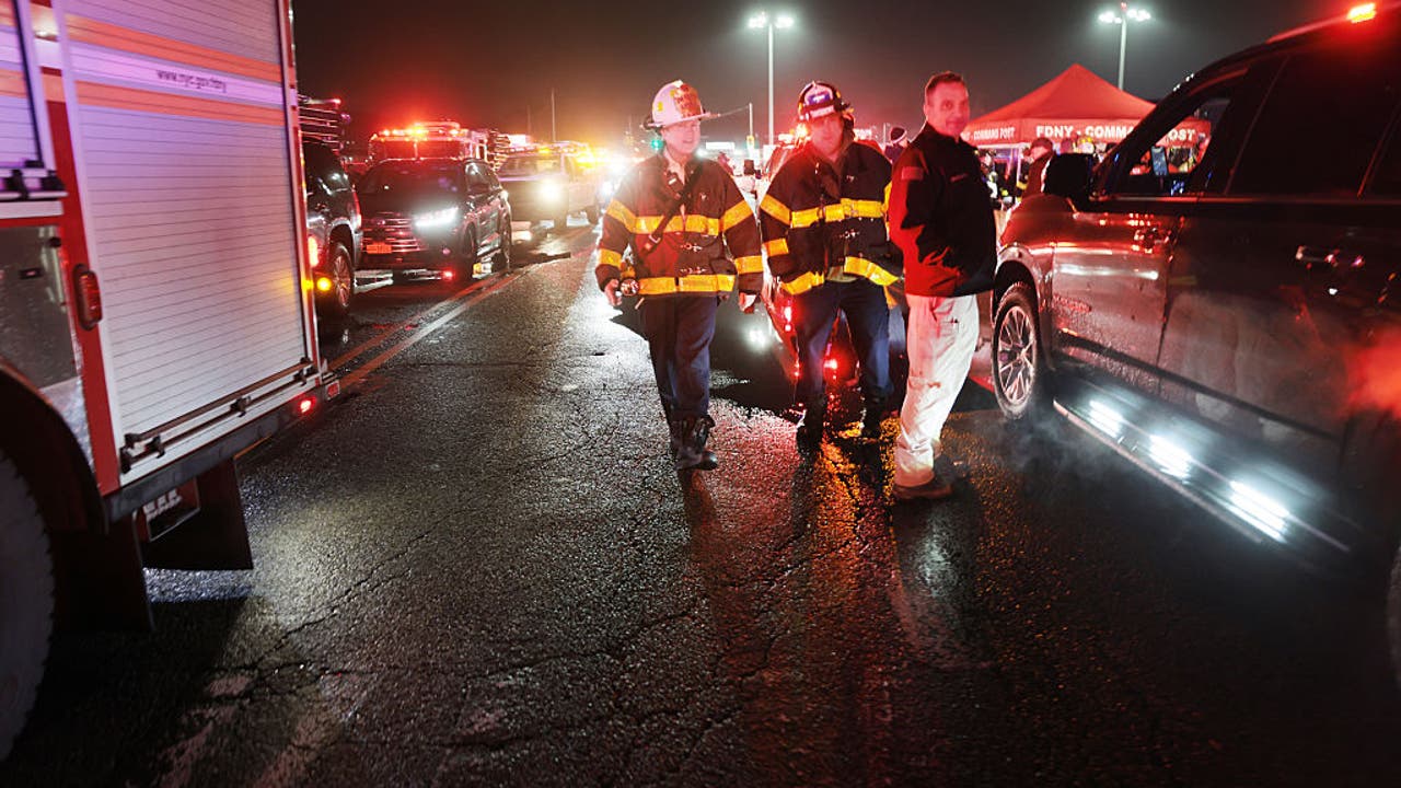 Listen to air traffic control audio from fatal LaGuardia crash