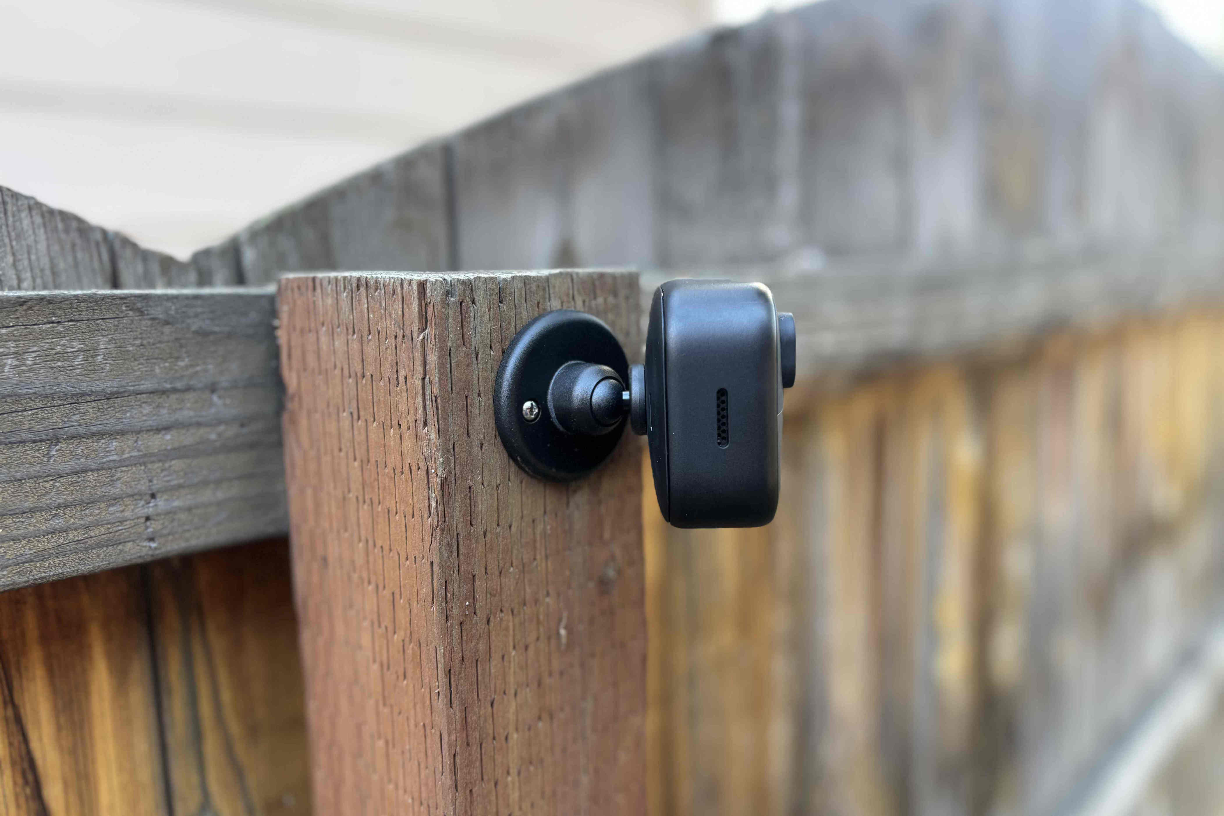 8 security camera blind spots every burglar is counting on you to have