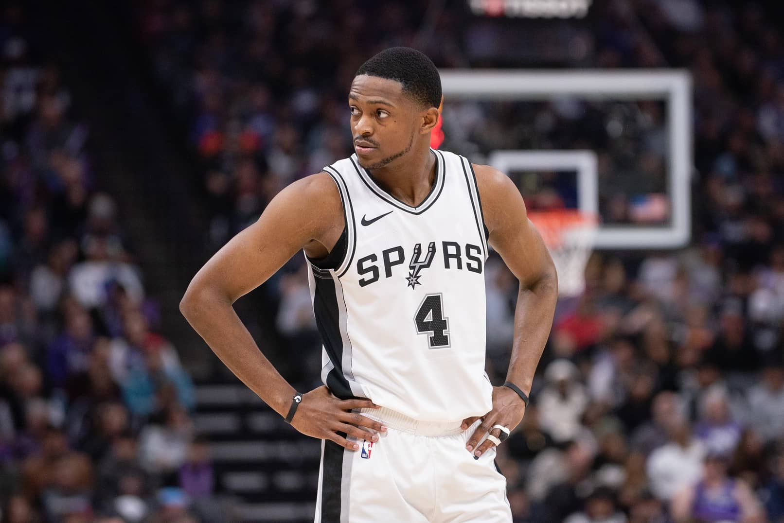 De’Aaron Fox slams woman unhappy about Hispanic fans in San Antonio ...