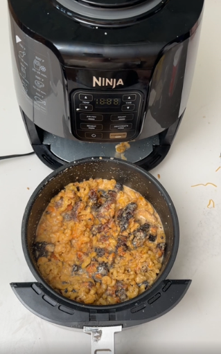 Homemade Cheeto mac and cheese recipe you must try
