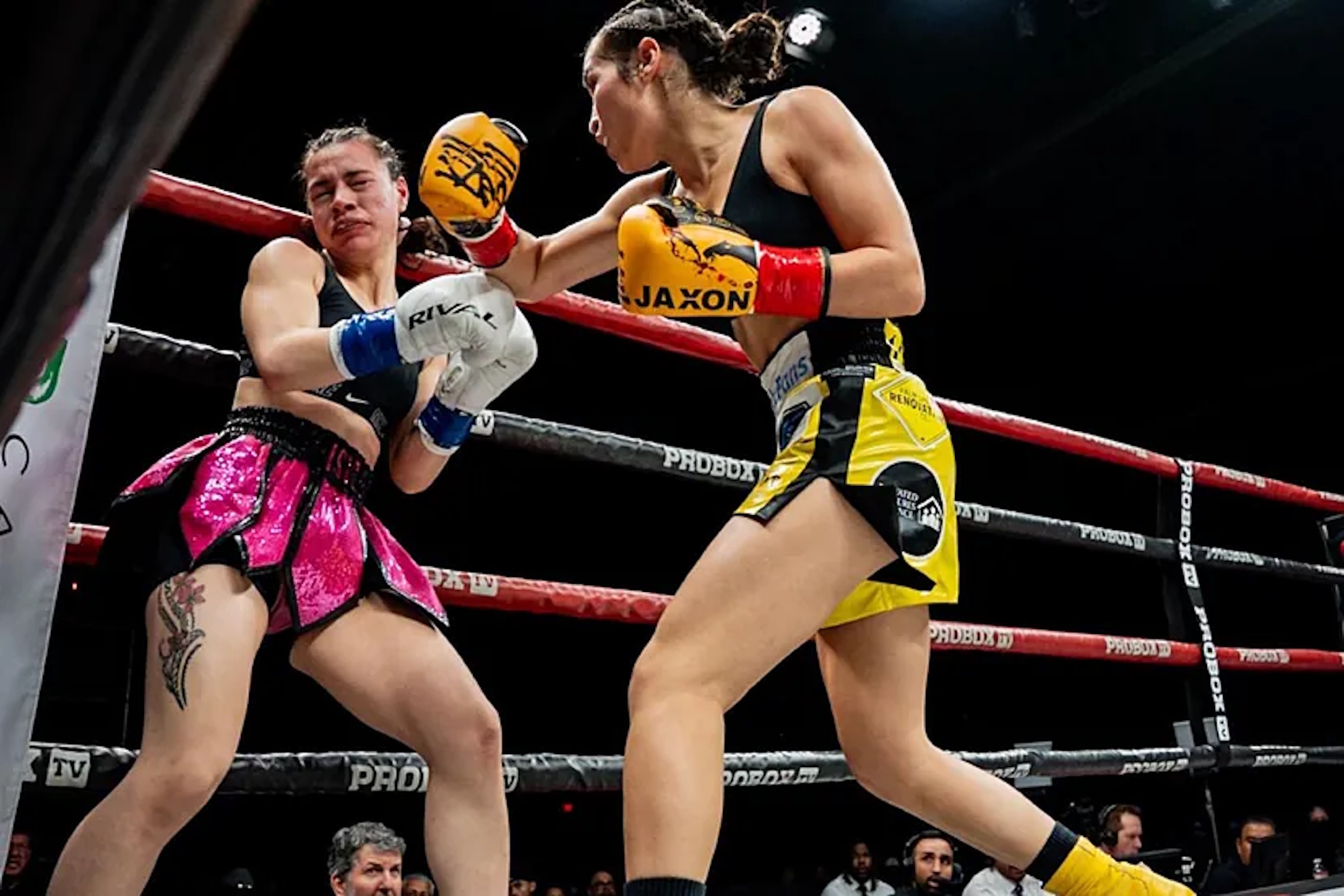 Concern in boxing: ISIS Sio remains in coma after brutal knockout in ...